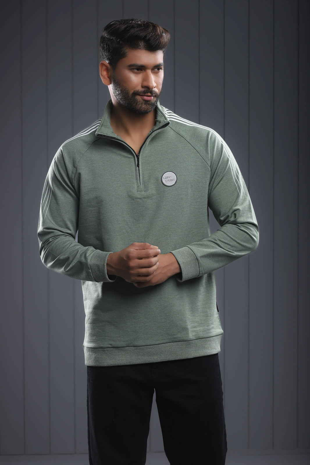 Sweatshirt – PLUS POINT